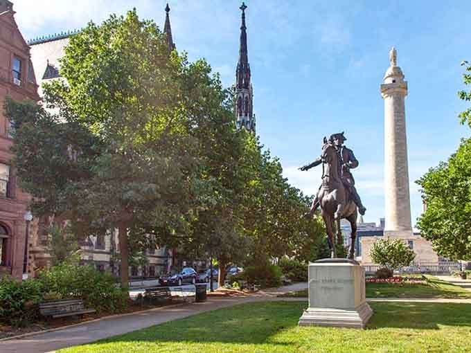 That equestrian statue and towering monument create a plaza worthy of Paris, minus the baguettes but equally impressive nonetheless.