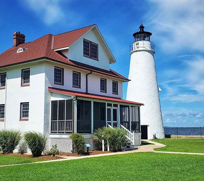 That keeper's house next door suggests someone once had the world's best commute to work every morning.