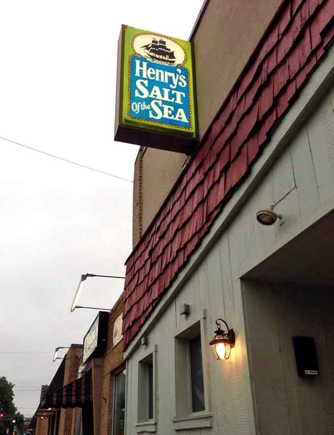 The classic ship logo and red shingles evoke old-school seaside charm right here in Pennsylvania.
