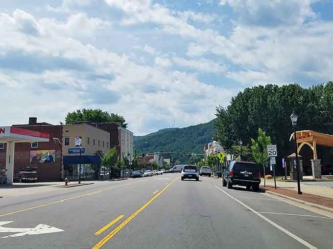 Tree-lined streets lead you through town where the pace slows down and your budget breathes easier.