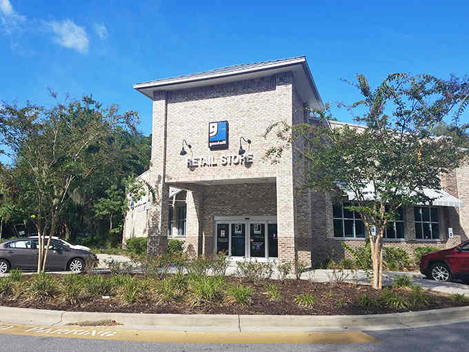 Nestled among mature trees, this location makes sustainable shopping feel like a peaceful retreat.