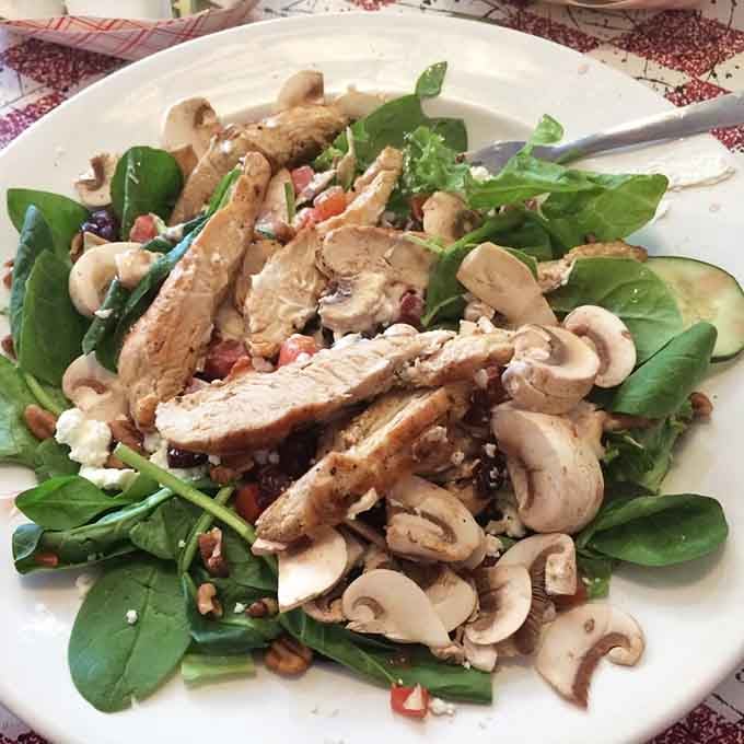 When your salad comes loaded with grilled chicken and mushrooms, healthy eating doesn't feel like punishment anymore.