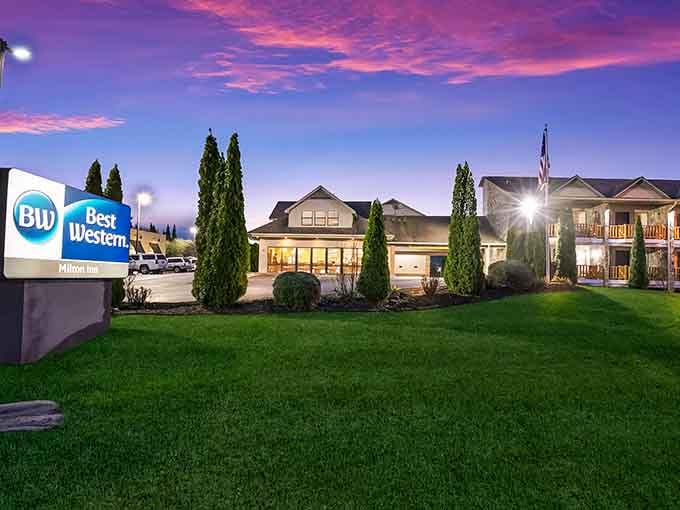 Even the hotels here understand mountain views are mandatory, not optional, for a proper North Georgia experience.