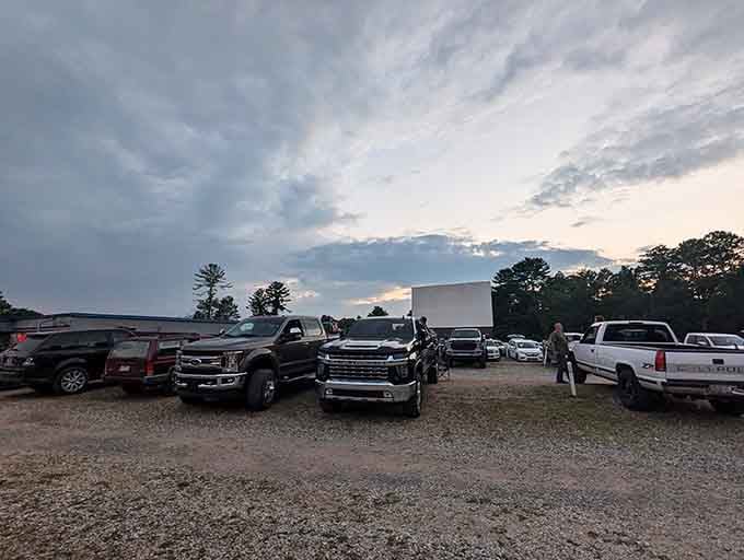 The Swan Drive-In Theatre proves that some experiences are better enjoyed from your car with popcorn and zero pants required.