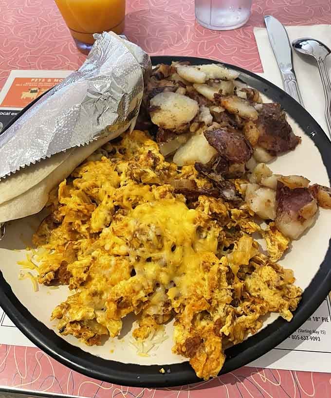 Golden hash browns meet perfectly seasoned chorizo and eggs in a breakfast that'll wake up every taste bud you have.