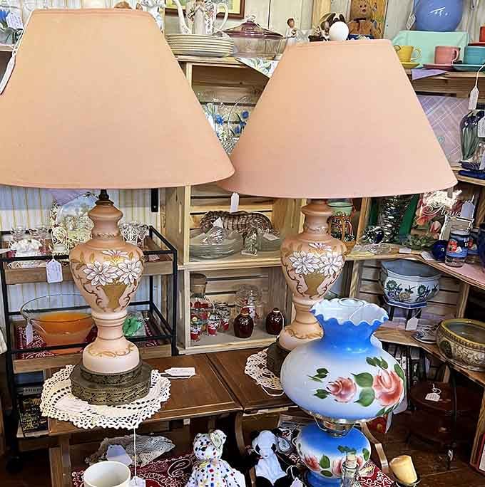 Vintage lamps that prove our grandparents had better taste in lighting than we ever will.