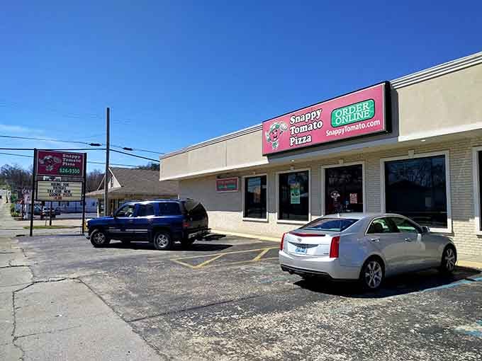Because even in fried chicken country, sometimes you need a pizza break with that signature tangy tomato sauce.