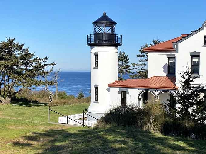 Standing since 1903, this lighthouse has seen more sunsets than your entire Netflix queue could ever contain.
