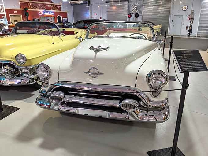 This Oldsmobile's curves could make a grown person weep; they simply don't design them like this anymore.