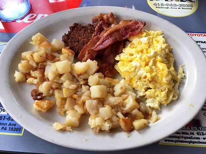 This plate proves that breakfast doesn't need to be complicated when it's executed this perfectly and generously.