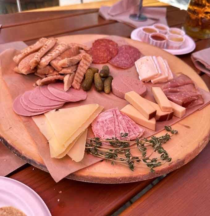 A proper Bretzeit Teller proves that Germans understood charcuterie boards long before they became Instagram famous everywhere.