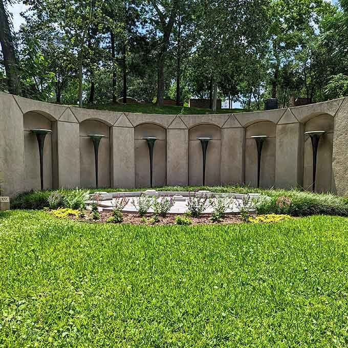 Modern memorial design meets classical elegance, proving that contemporary doesn't have to mean cold or impersonal at all.