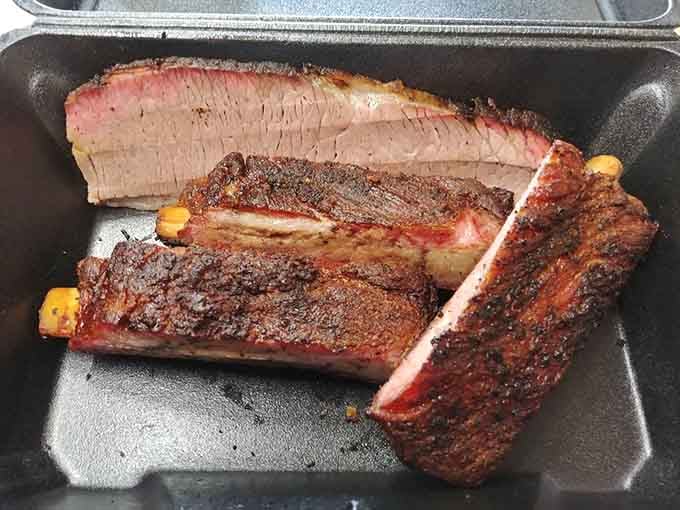 That smoke ring and bark tell you everything you need to know about hours of patient perfection.