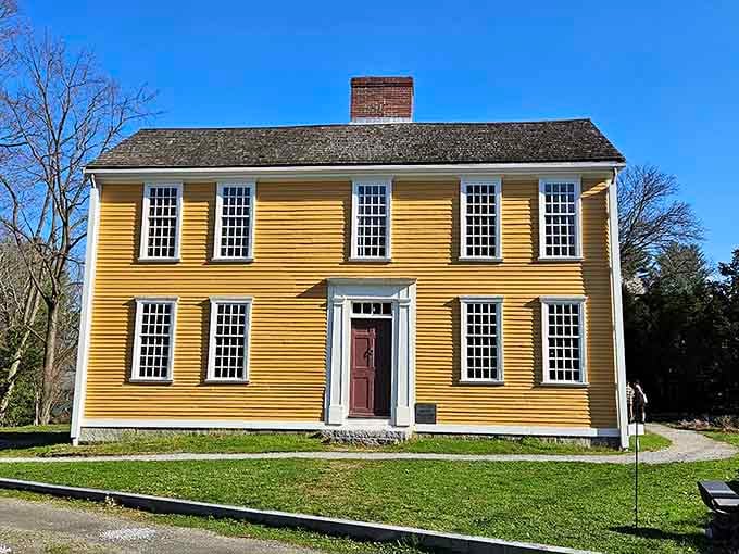 The Hancock-Clarke House's golden clapboards glow like a beacon to Revolutionary War history enthusiasts everywhere.