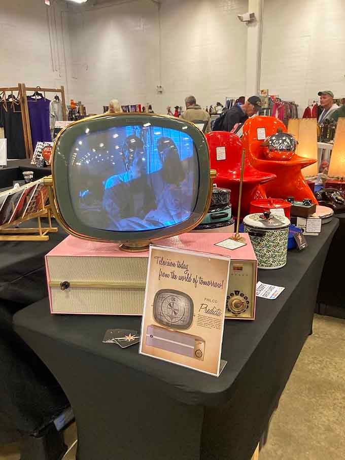 That pink retro television set still works, proving they really don't make 'em like they used to anymore.