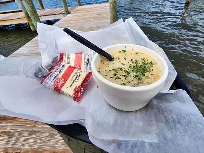 Crackers and chowder by the dock: proof that simple pleasures beat complicated pretensions every single time.