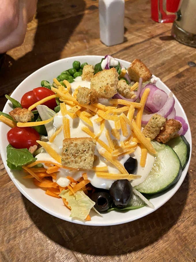 A salad so loaded with fresh vegetables, cheese, and croutons that calling it a "side" feels like an understatement.