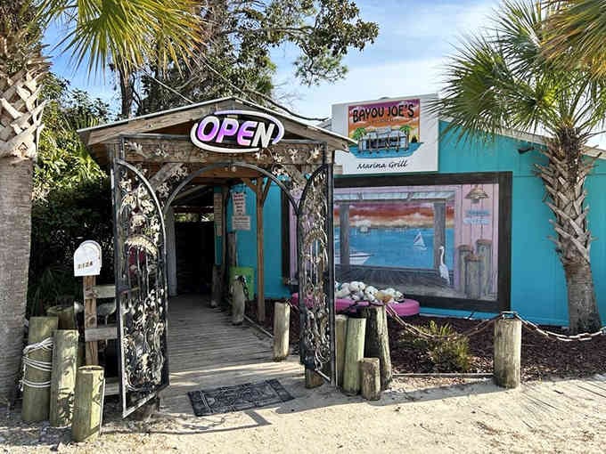 The archway entrance is like walking through a portal to seafood heaven, no DeLorean required.