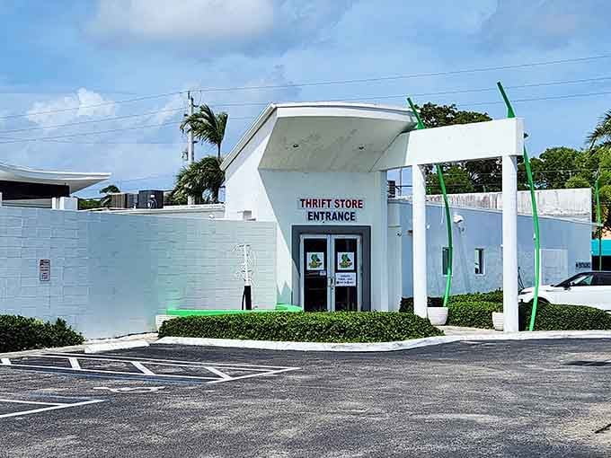 This modern entrance with its geometric design proves thrift shopping can be stylish and sophisticated too.