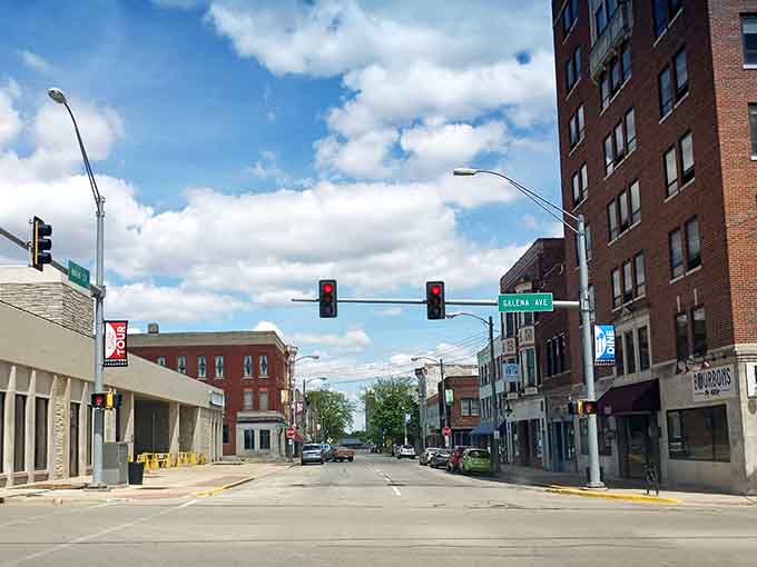 Wide streets and tall buildings create breathing room in this downtown, where traffic moves slowly and neighbors wave hello.