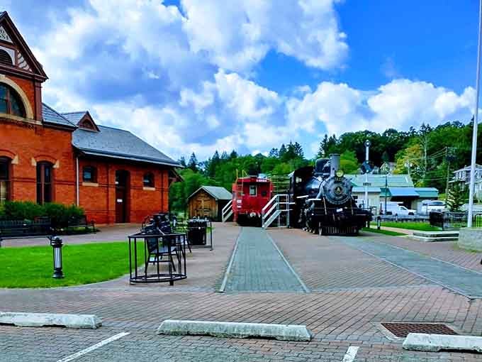 Victorian brick and vintage locomotives combine like peanut butter and jelly, if your sandwich came from the Swiss Alps.