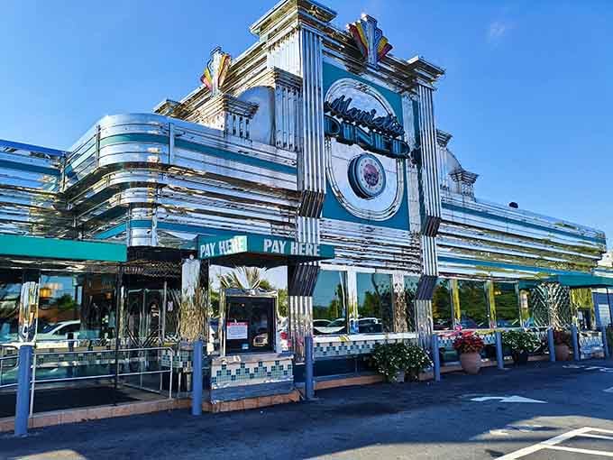 This gleaming palace of comfort food shines like a beacon for anyone craving classic American dining done right.