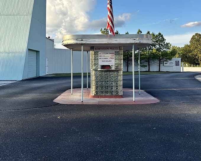 That retro admission booth with its distinctive architecture could've sold tickets to audiences watching "Casablanca" back in the day.