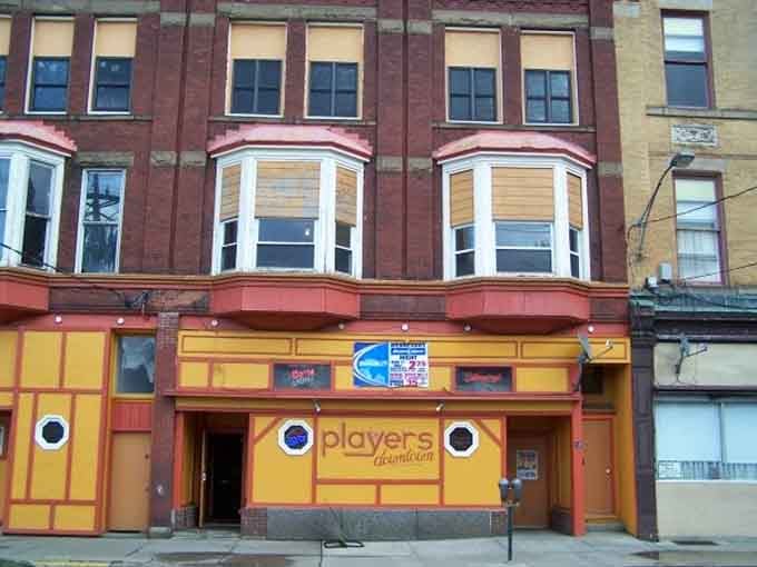 Players Downtown keeps the theatrical tradition alive in a building that's as charming as the performances inside.