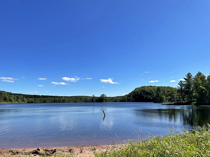 Mirror-like reflections that prove Mother Nature has better photography skills than most of us ever will.