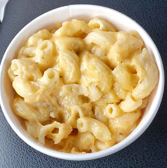 Creamy, dreamy mac and cheese that proves comfort food doesn't need to be complicated to be absolutely perfect for your soul.