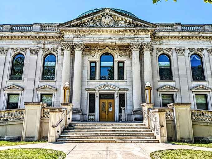 Classical architecture that makes you wonder why we ever stopped building things this beautifully detailed.