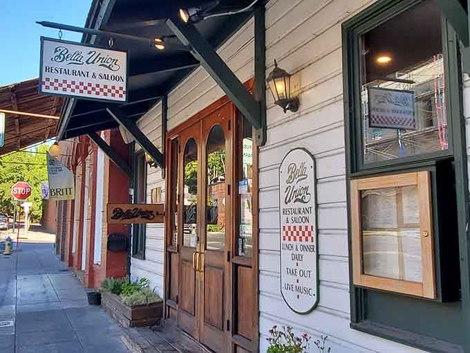 Bella Union Restaurant occupies a historic building where the walls have definitely heard some interesting dinner conversations over the decades.