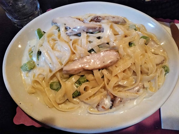 Fettuccine Alfredo that's creamier than a Frank Sinatra ballad and twice as satisfying for your soul.