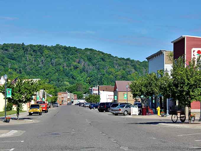 Small-town Michigan charm captured in one frame. This is where life slows down in the best way.