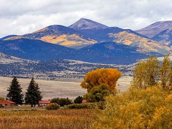 Mountain views like this used to come standard in Colorado before everyone discovered the secret and drove up prices.