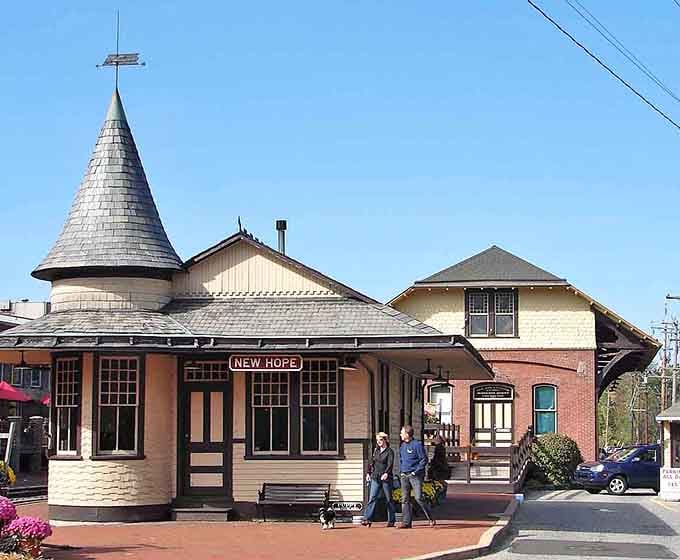 The New Hope Station's distinctive turret makes you wonder if trains or fairy tale characters are scheduled to arrive.