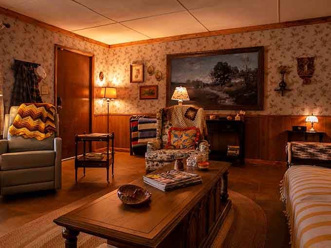 The living room where panic and hope coexisted, now peacefully waiting for guests who appreciate excellent vintage wallpaper and nostalgia.