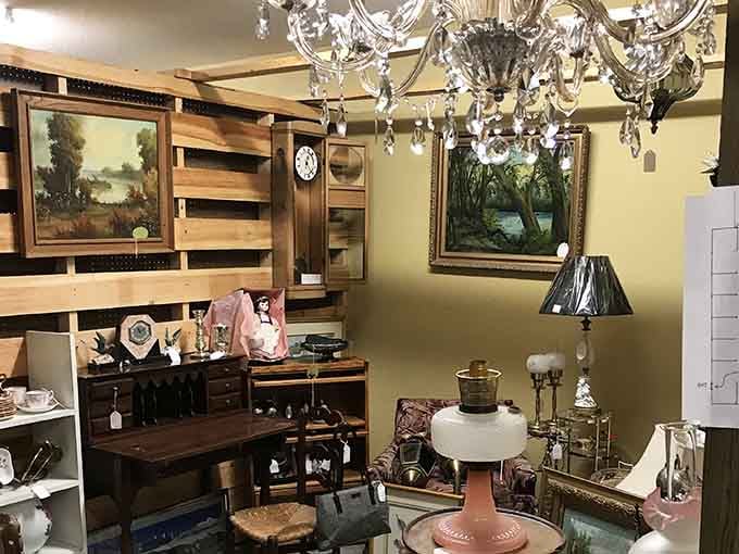 Timeless elegance awaits at Sutton & Sons Antique Mall! From sparkling chandeliers to vintage decor, find your perfect home treasure today.