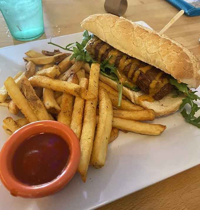 Vegan options that actually look this good? The Dutch are clearly ahead of the curve on plant-based deliciousness.