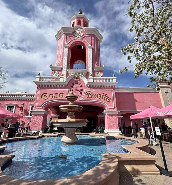 Pink never looked so bold&mdash;this fountain and tower combo stops traffic and starts conversations instantly.