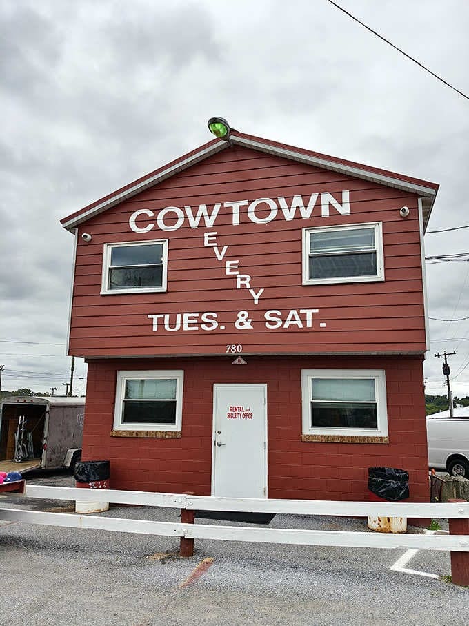 Every Tues. & Sat. promises the sign on this charming red building, marking your calendar for regular treasure-hunting adventures.