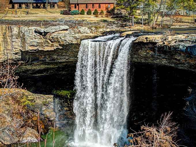 This 90-foot plunge hits with the force of a thousand fire hoses and the beauty of liquid diamonds.