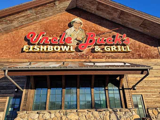 Uncle Buck's rustic lodge exterior practically shouts "come for the fish, stay for the strikes" in true American entertainment fashion.