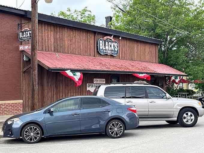 Those patriotic bunting decorations celebrate what makes this place truly American&mdash;great food bringing people together under open skies.