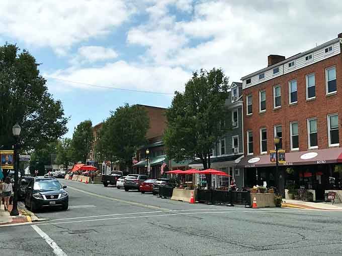 Outdoor dining and bustling sidewalks prove that retirement doesn't mean slowing down, just savoring life at your own pace.