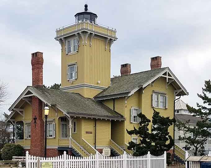 Victorian elegance meets maritime duty in this butter-yellow beauty that looks ready for a House Beautiful photoshoot.
