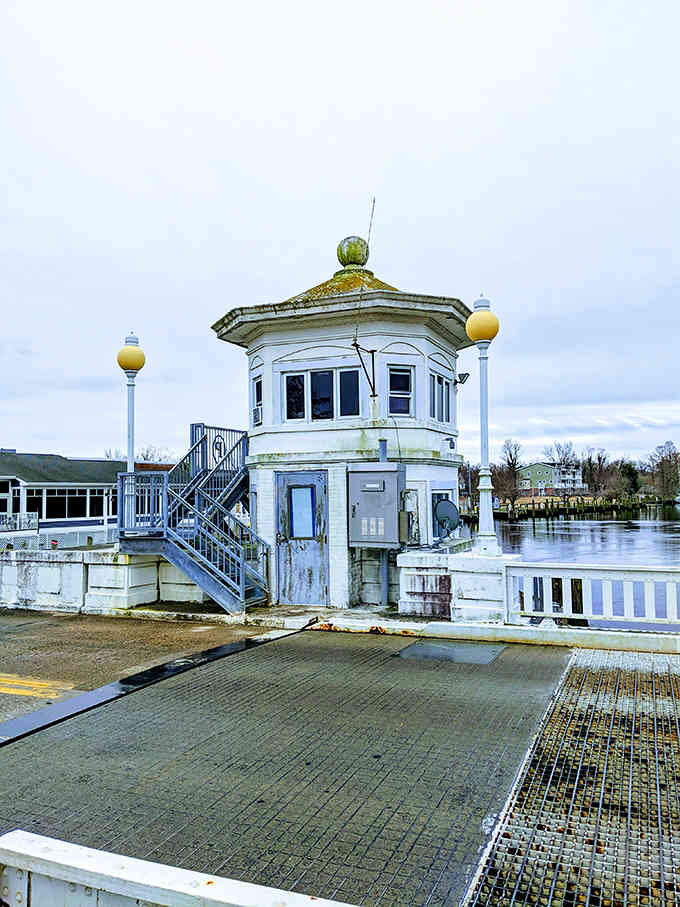 This quirky octagonal building sits right on the Pocomoke waterfront, looking like a lighthouse decided to retire from duty.