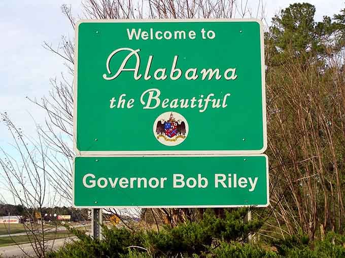 The state seal adds a touch of official pride to what's already the friendliest greeting in America.