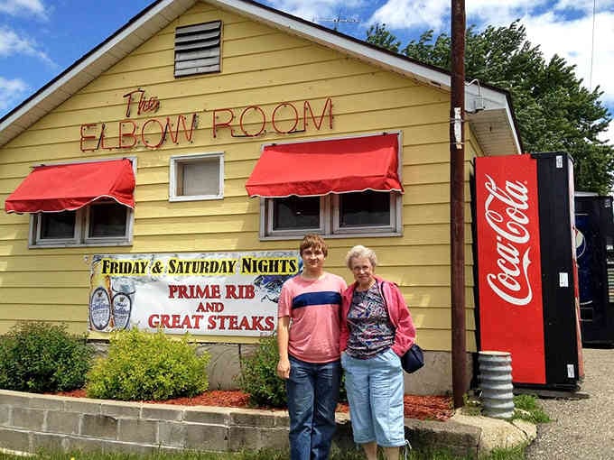Classic supper clubs serve hearty meals in buildings with more personality than any modern chain restaurant.