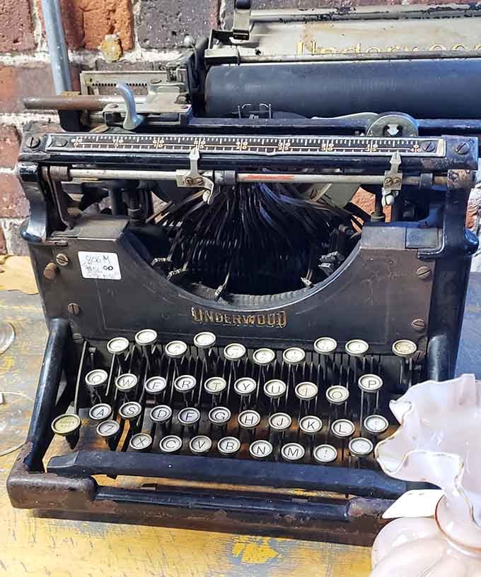 An Underwood typewriter ready to make your home office look infinitely more sophisticated than it is.